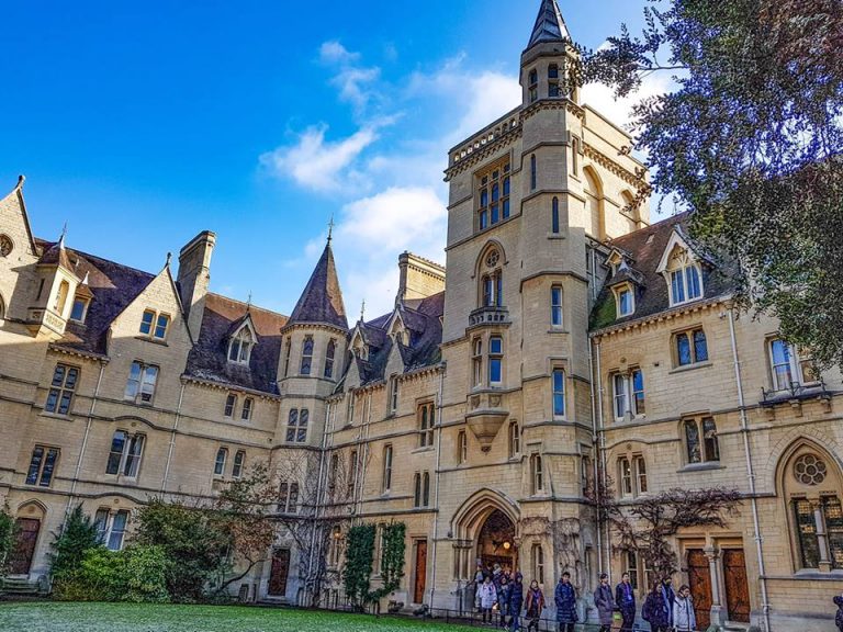 Join Free Oxford Walking Tour, Visit Oldest Colleges, Dining Halls ...